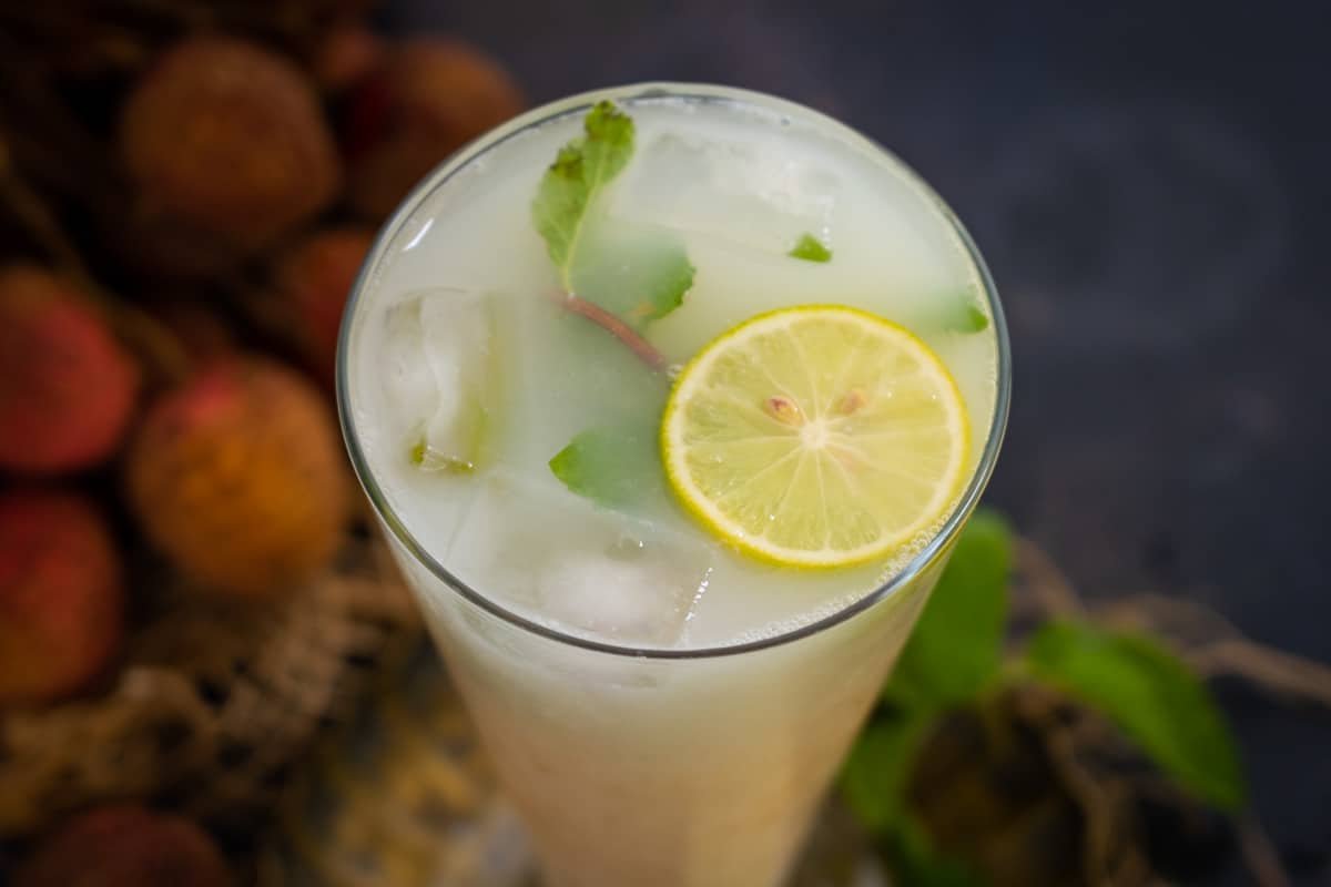 Lychee Lemonade Recipe (Litchi Lemonade) + Video - Whiskaffair
