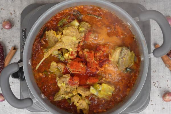 Kerala Style Mutton Curry Recipe - Whisk Affair