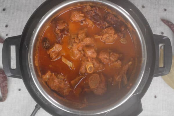 Mutton Rogan Josh Recipe - Whiskaffair