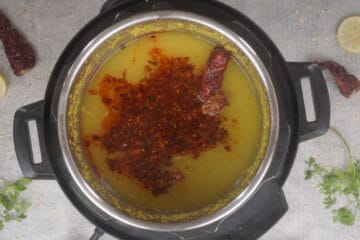 White Urad Dal Recipe (North Indian Style) - Whiskaffair