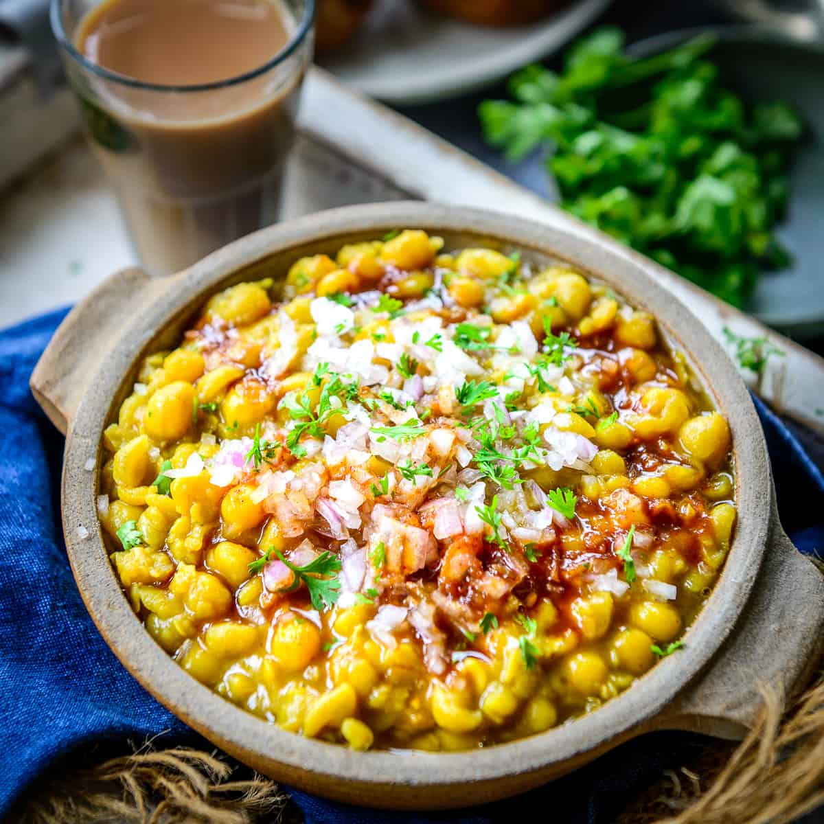 Ragda Recipe (Step by Step + Video) - Whiskaffair