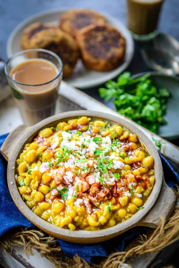 Best Ragda Recipe for Chaat (Step by Step + Video) - Whiskaffair