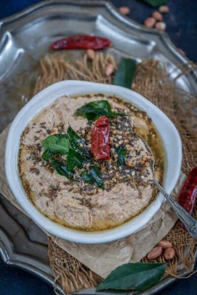 Andhra Style Peanut Chutney Recipe (Palli Chutney) - Whisk Affair
