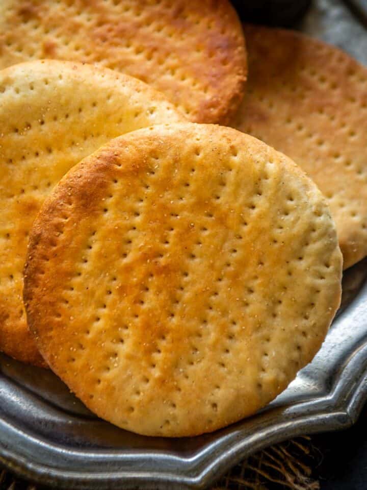 Missi Roti Recipe (Dhaba Style made on Tawa) Step by Step - Whiskaffair