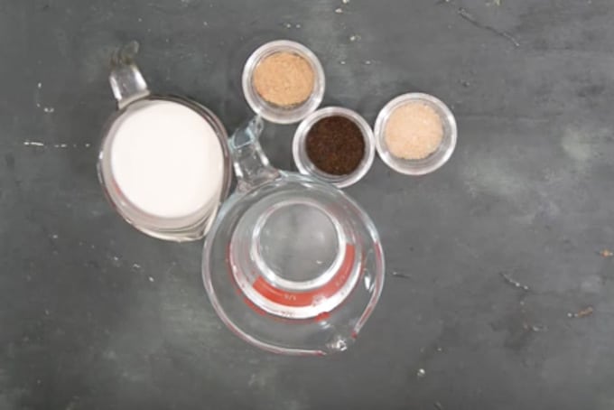 Homemade Tandoori Chai Recipe (Step by Step) + Video - Whiskaffair