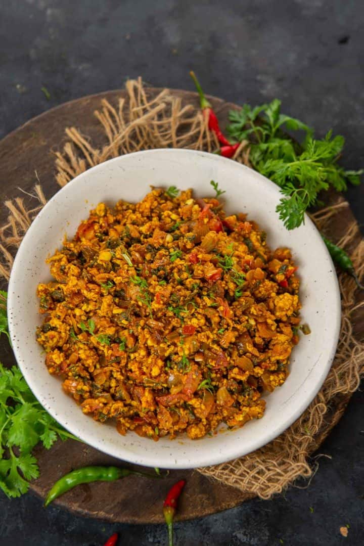 Palak Paneer Bhurji Recipe - Whisk Affair