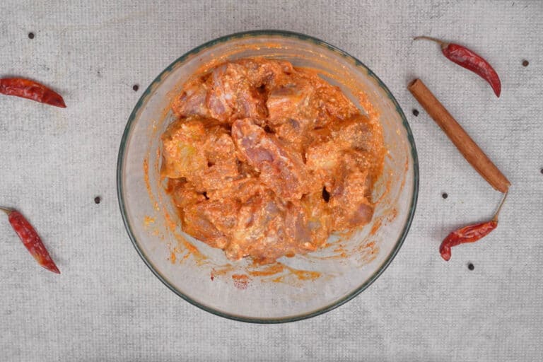 Mutton Rara Curry Recipe (Restaurant Style) - Whisk Affair