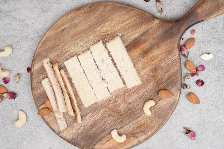 Bread Halwa Recipe (Bread Sheera) - Whiskaffair