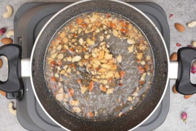 Bread Halwa Recipe (Bread Sheera) - Whiskaffair