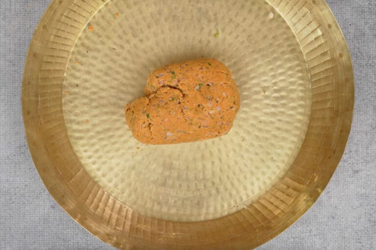 Sindhi Koki Recipe - Whisk Affair