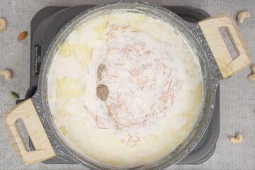 Semiya Payasam Recipe (Vermicelli Payasam) - Whisk Affair