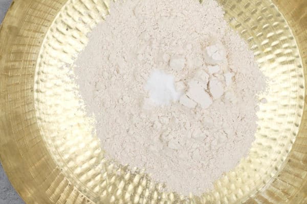 Khamiri Roti Recipe - Whiskaffair