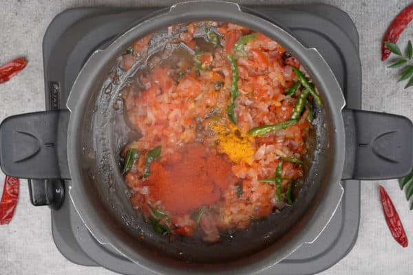 Mutton Kulambu Recipe (Mutton Kuzhambu) - Whiskaffair