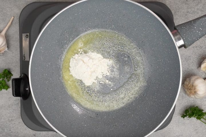 Lemon Garlic Butter Sauce Recipe - Whiskaffair