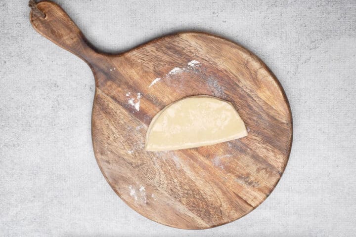 Flaky Plain Tawa Paratha Recipe (Whole Wheat Indian Flatbread)