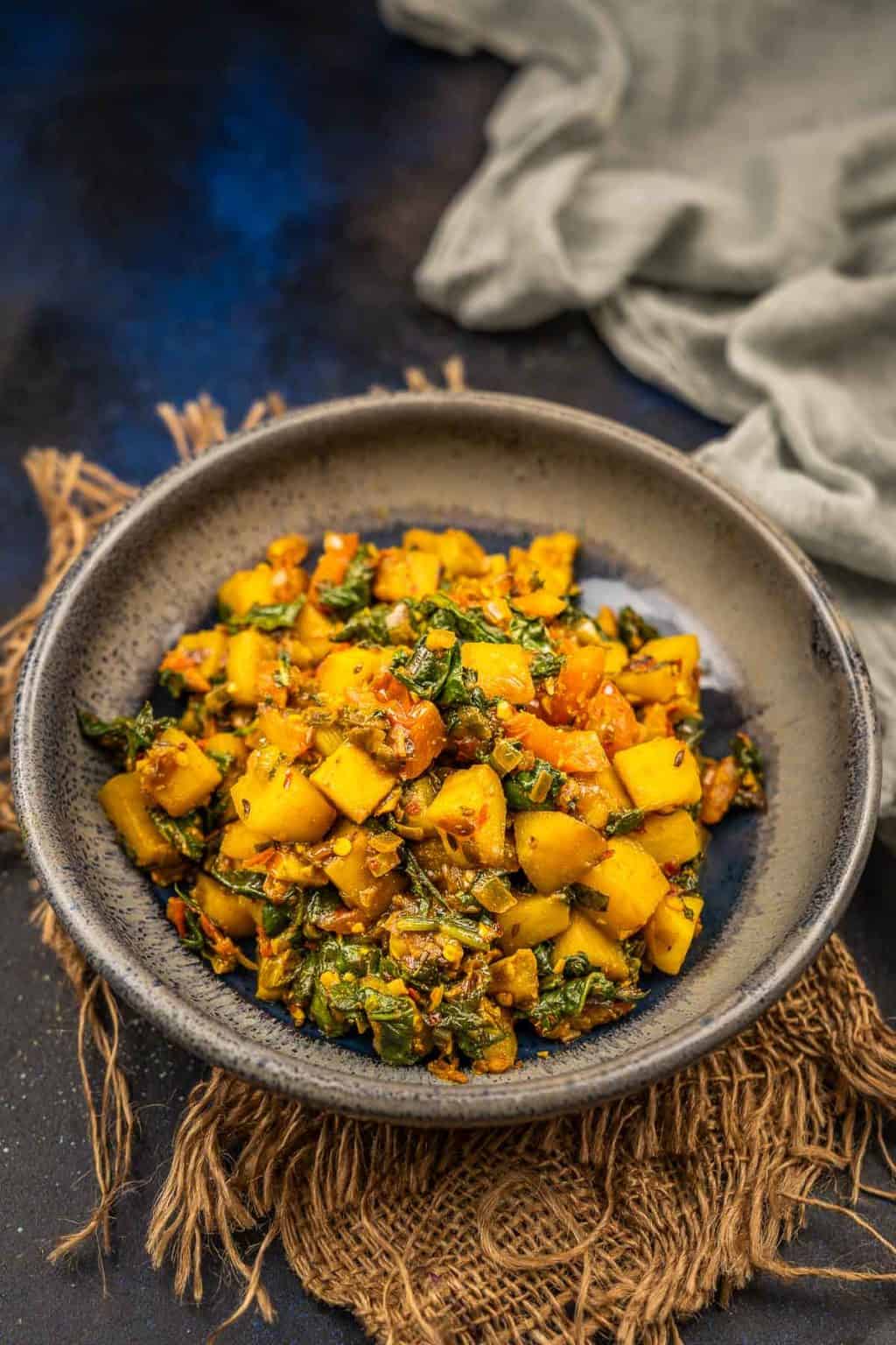 Aloo Palak Sabzi Recipe (Indian Potato Spinach Stir Fry)