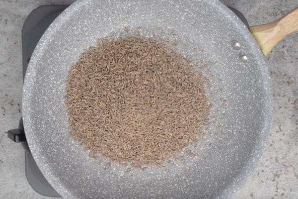 Homemade Roasted Cumin Powder Recipe (Jeera Powder)