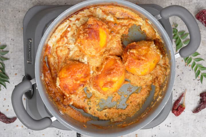 Mambazha Pulissery Recipe (Kerala Style Ripe Mango Curry)