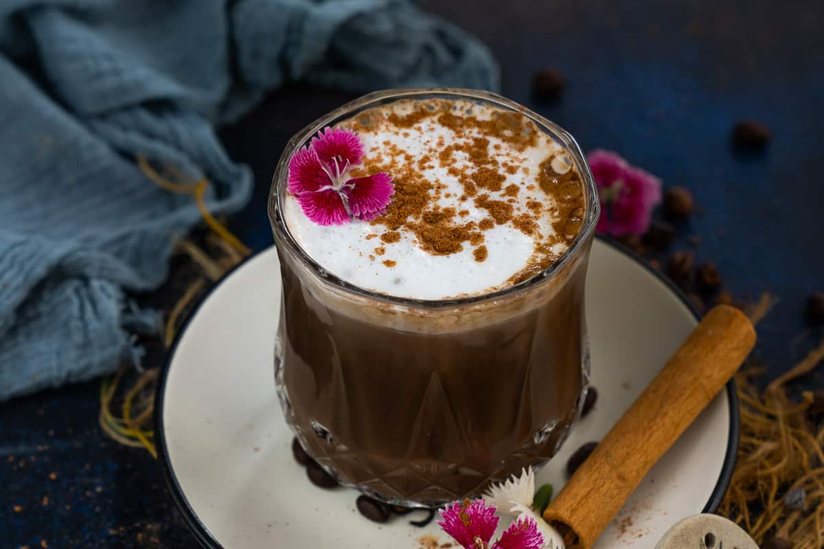 Mexican Mocha Recipe (Aztec Mocha) - Whiskaffair