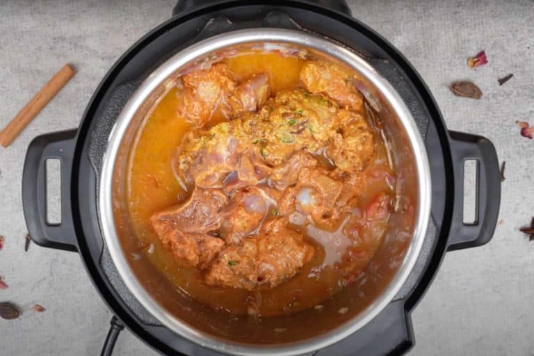 Spicy Mutton Pulao Recipe (Gosht Pulav) - Whisk Affair