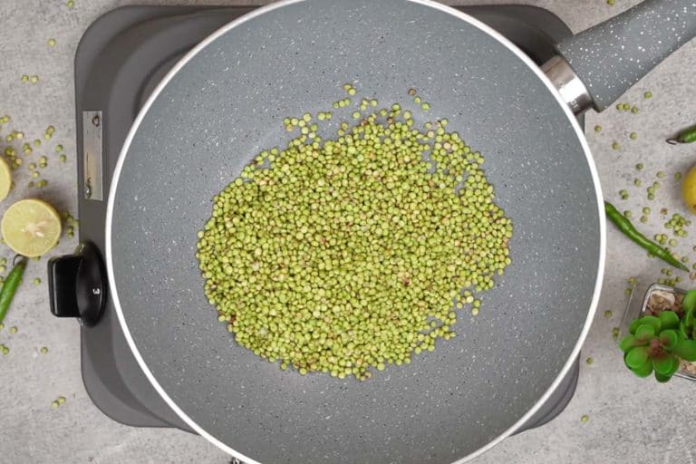 Hurda Bhel Recipe (Ponk Bhel, Tender Jowar Bhel) - Whisk Affair