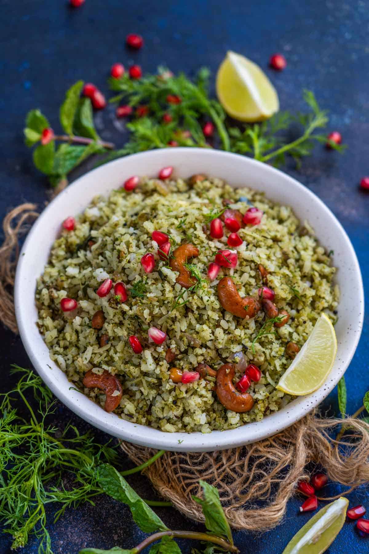 Green Poha Recipe (Hariyali Poha) - Whiskaffair