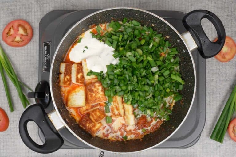 Paneer Hara Pyaz Recipe - Whisk Affair