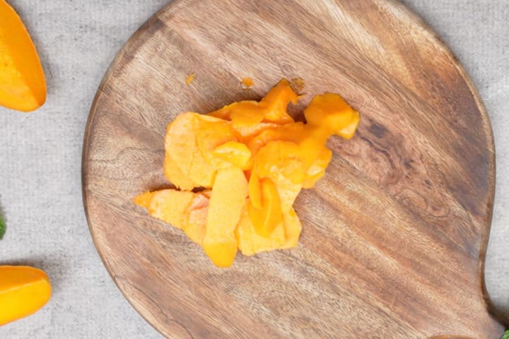 How To Make Mango Pulp (Mango Puree) - Whiskaffair