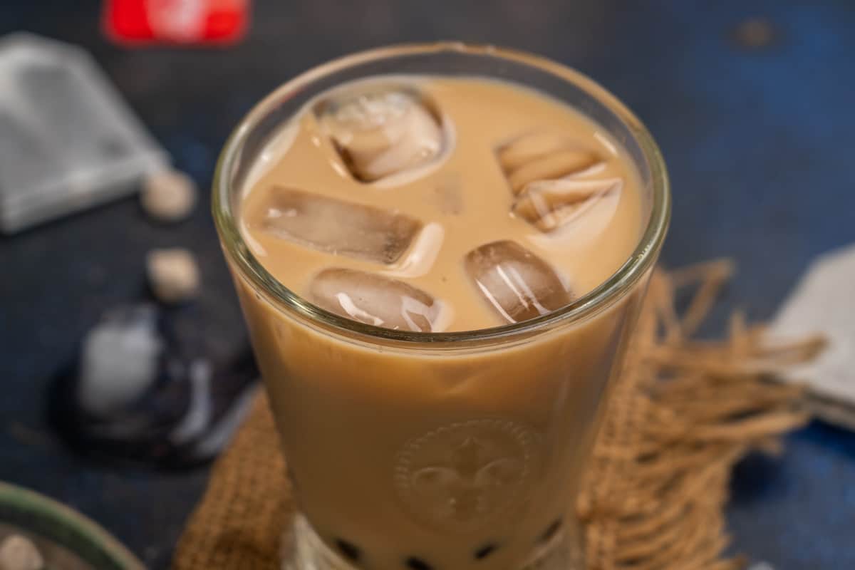 Chai Tea Boba Recipe (Milk Chai Bubble Tea) - Whiskaffair