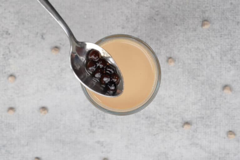 Chai Tea Boba Recipe (Milk Chai Bubble Tea) - Whisk Affair