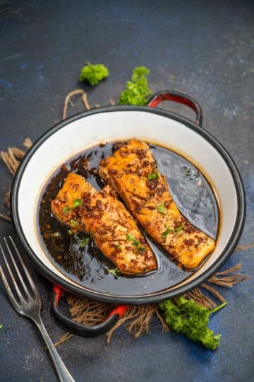 Hibachi Salmon Recipe (Japanese Steakhouse Style) - Whiskaffair
