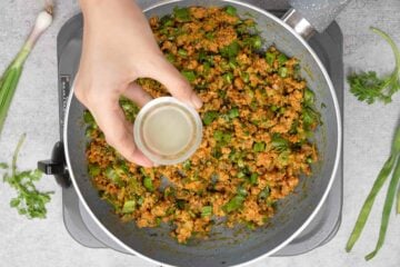 Mutton Keema Samosa recipe (Using Samosa Patti) + Video