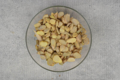 How To Make Ginger Paste - Whisk Affair
