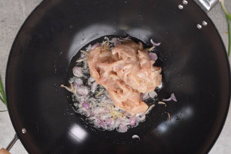 Chicken Mei Fun Recipe - Whiskaffair