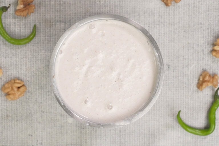 Walnut Chutney Recipe (Kashmiri Doon Chetin) - Whisk Affair